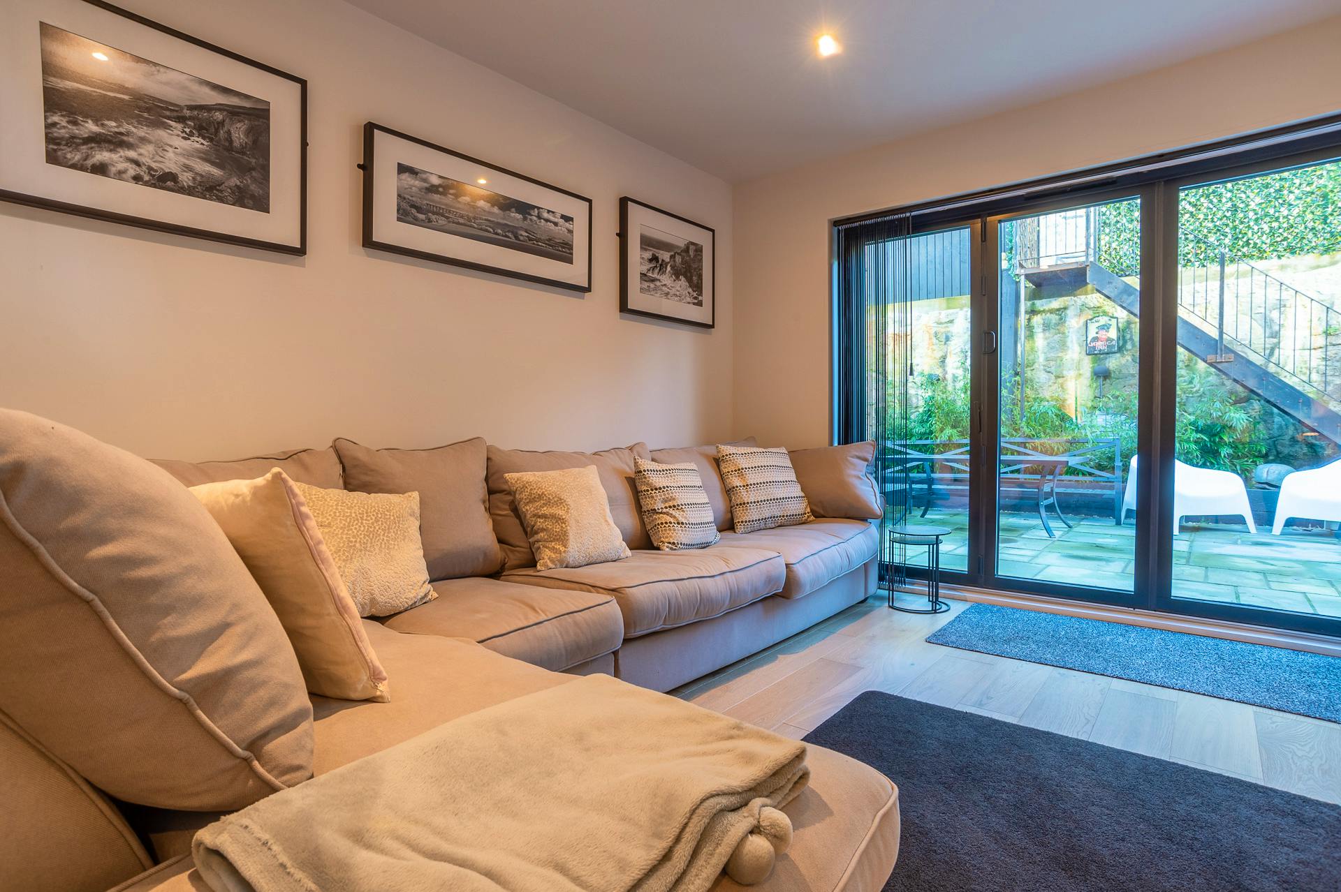 Fowey Penthouse - Charming Cornish apartment with estuary views