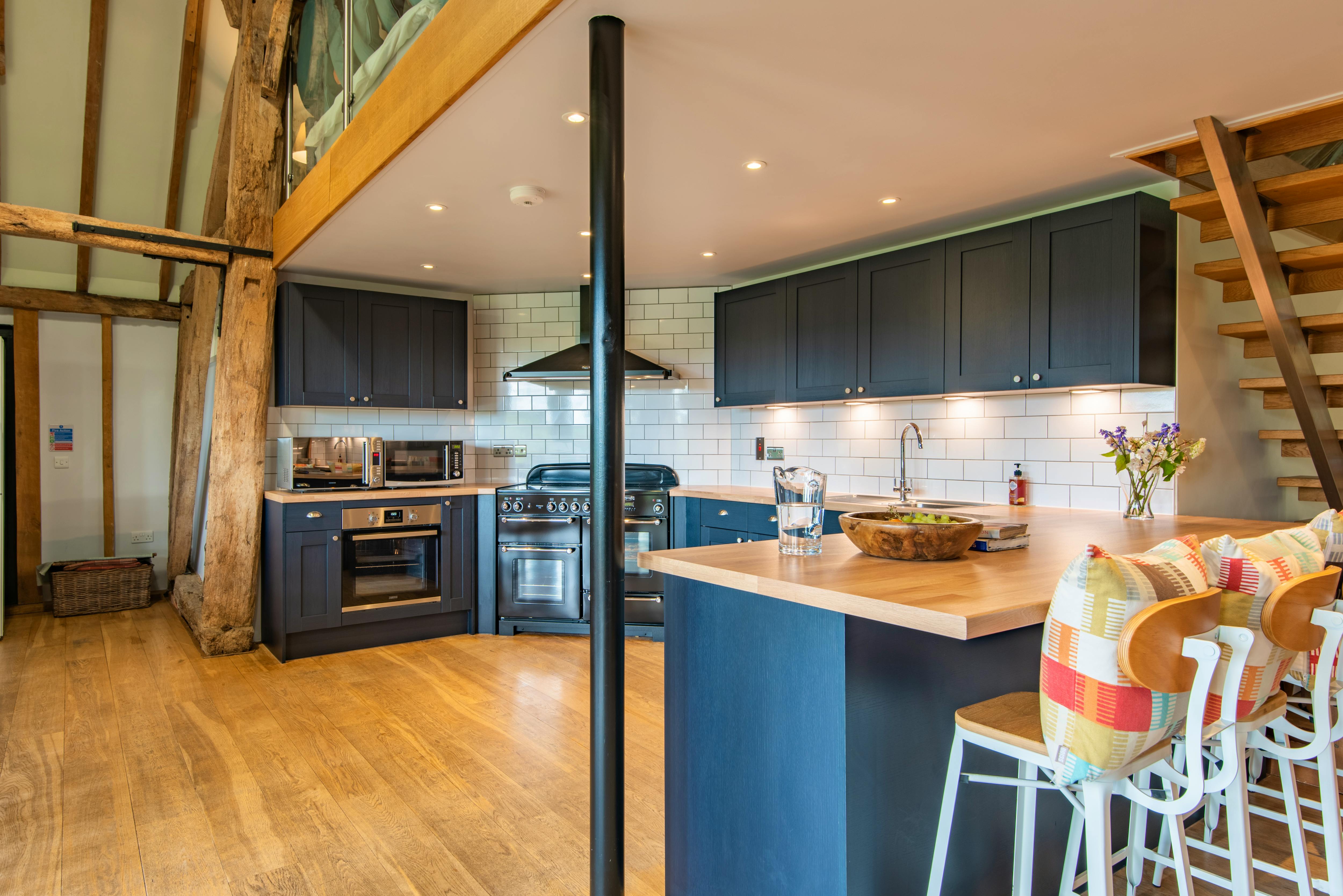 Great Higham Barn Complex - Group getaway in Kent.