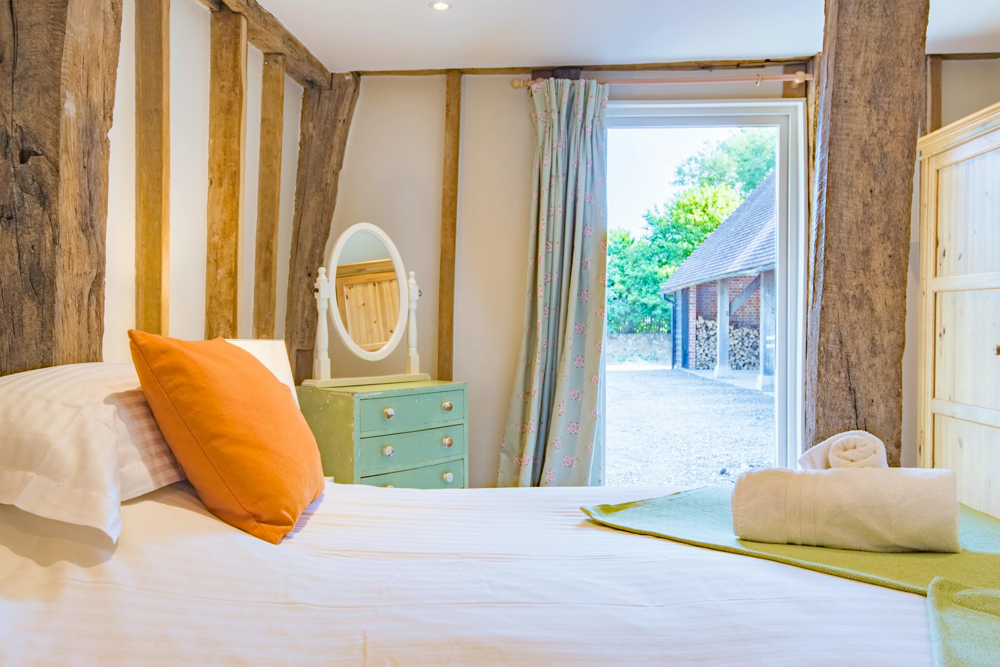 Great Higham Barn Complex - Group getaway in Kent.