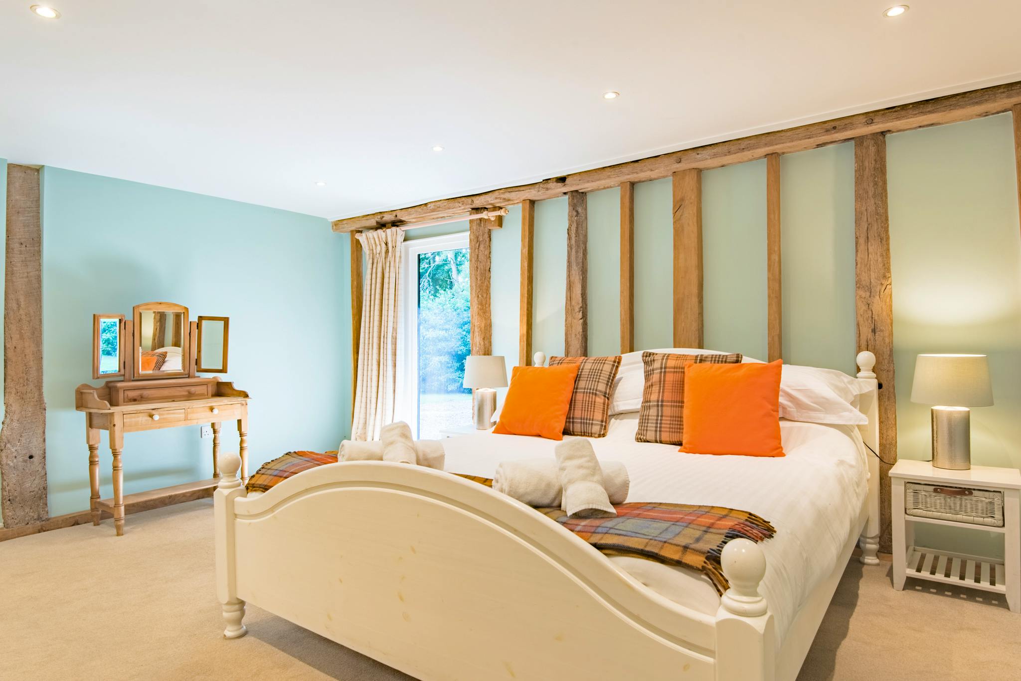 Great Higham Barn Complex - Group getaway in Kent.