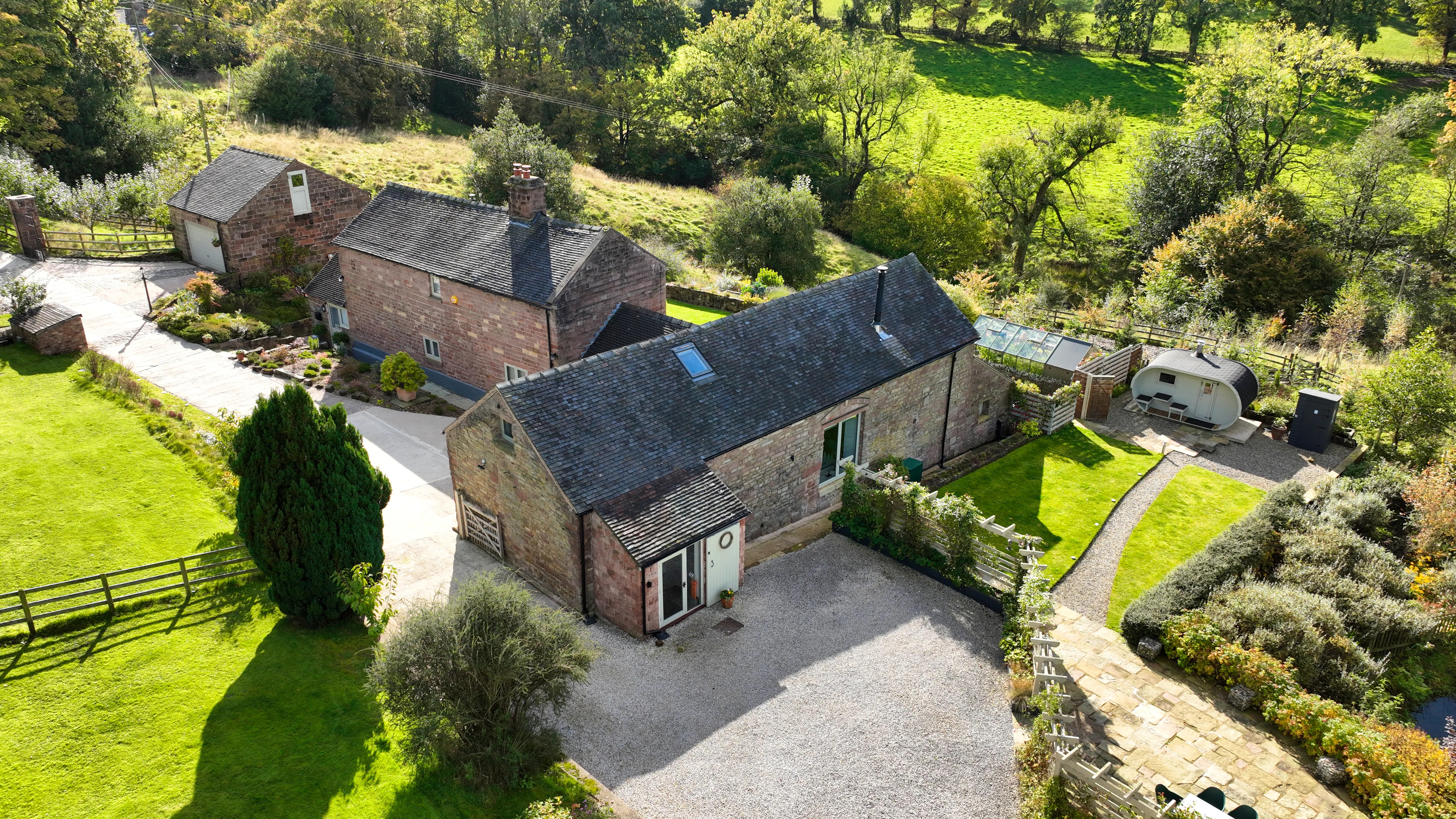 Old Cragg Hall Barn in Hebden Bridge, Yorkshire | CoolStays