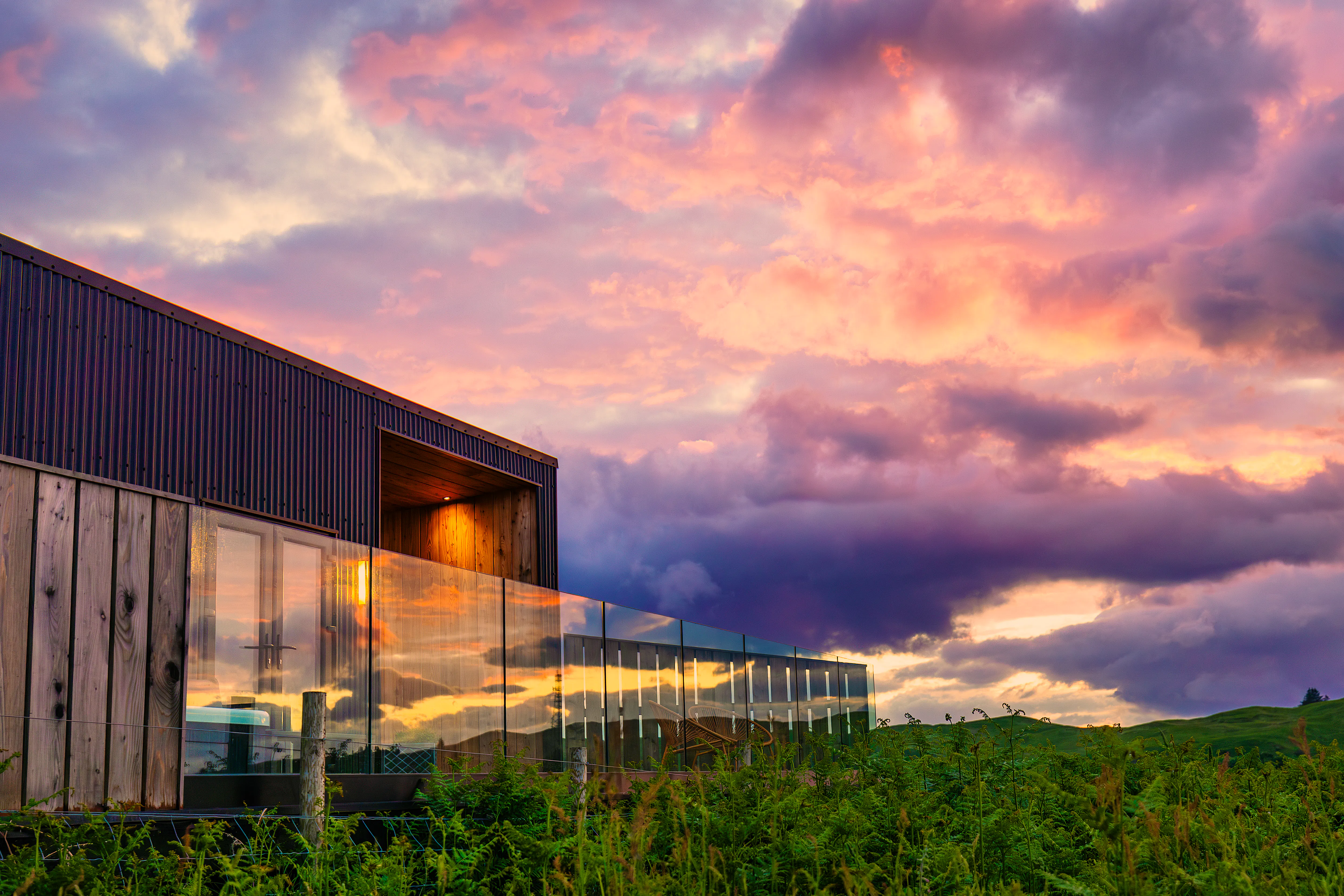 Lough Neagh Mirror Houses - Northern Ireland Retreat
