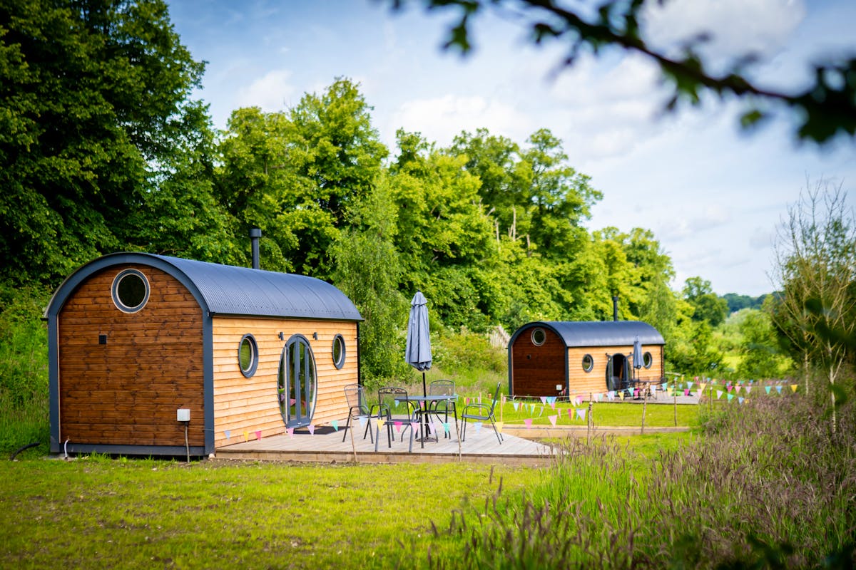 The Mezzanine Family Cabins - Beautiful Norfolk retreat