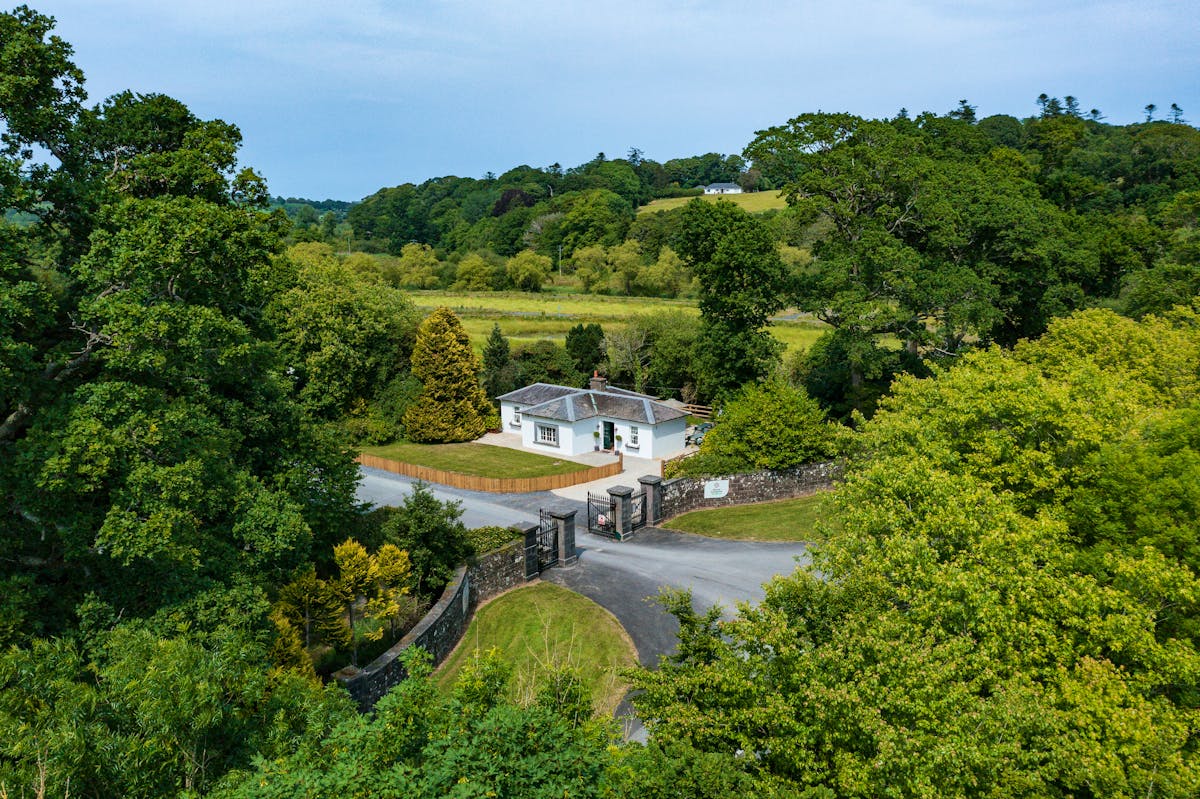 Damson Gate Lodge - Charming Irish retreat
