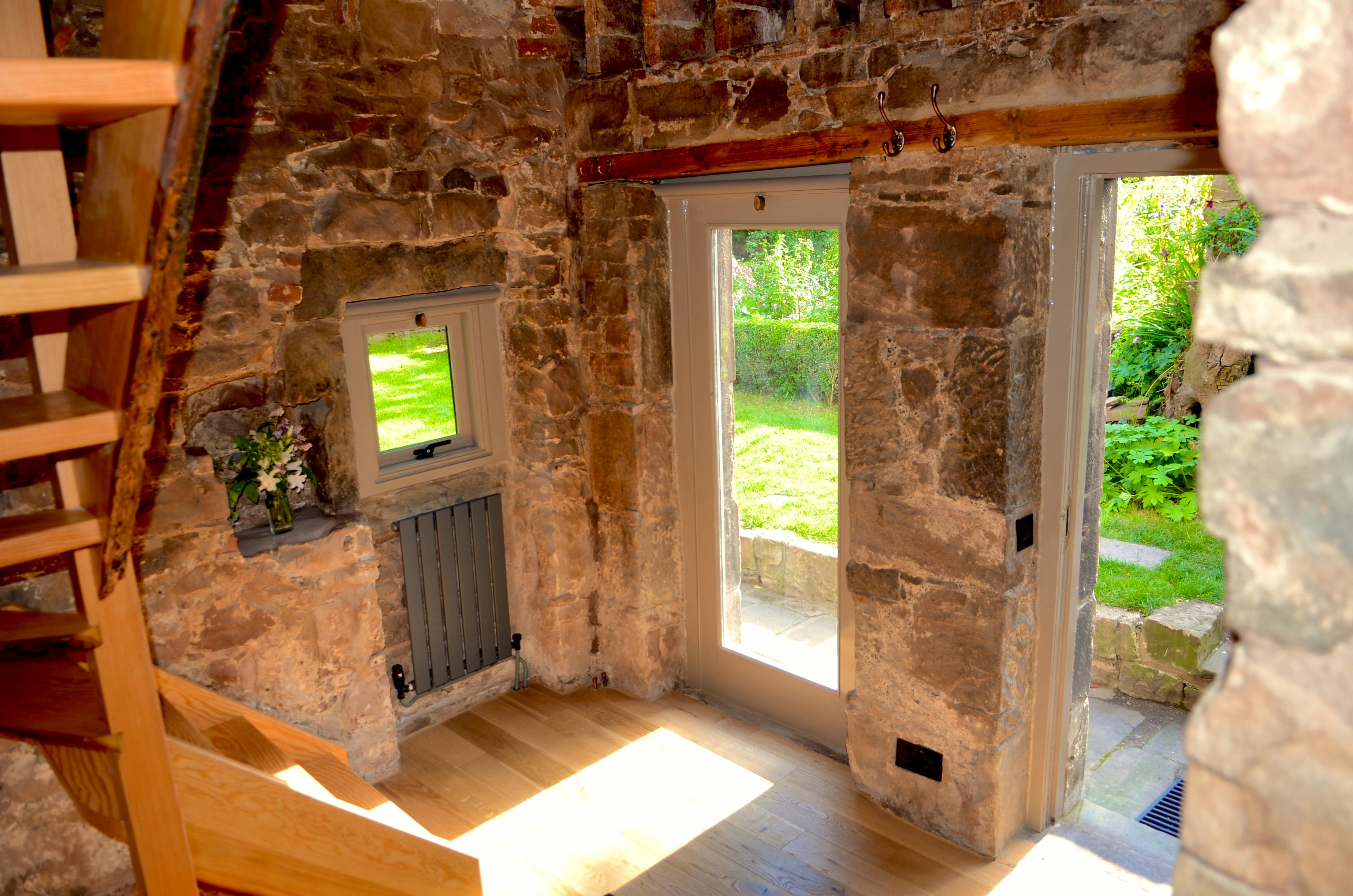 Dovecot Cottage - a unique historical cottage in Edinburgh