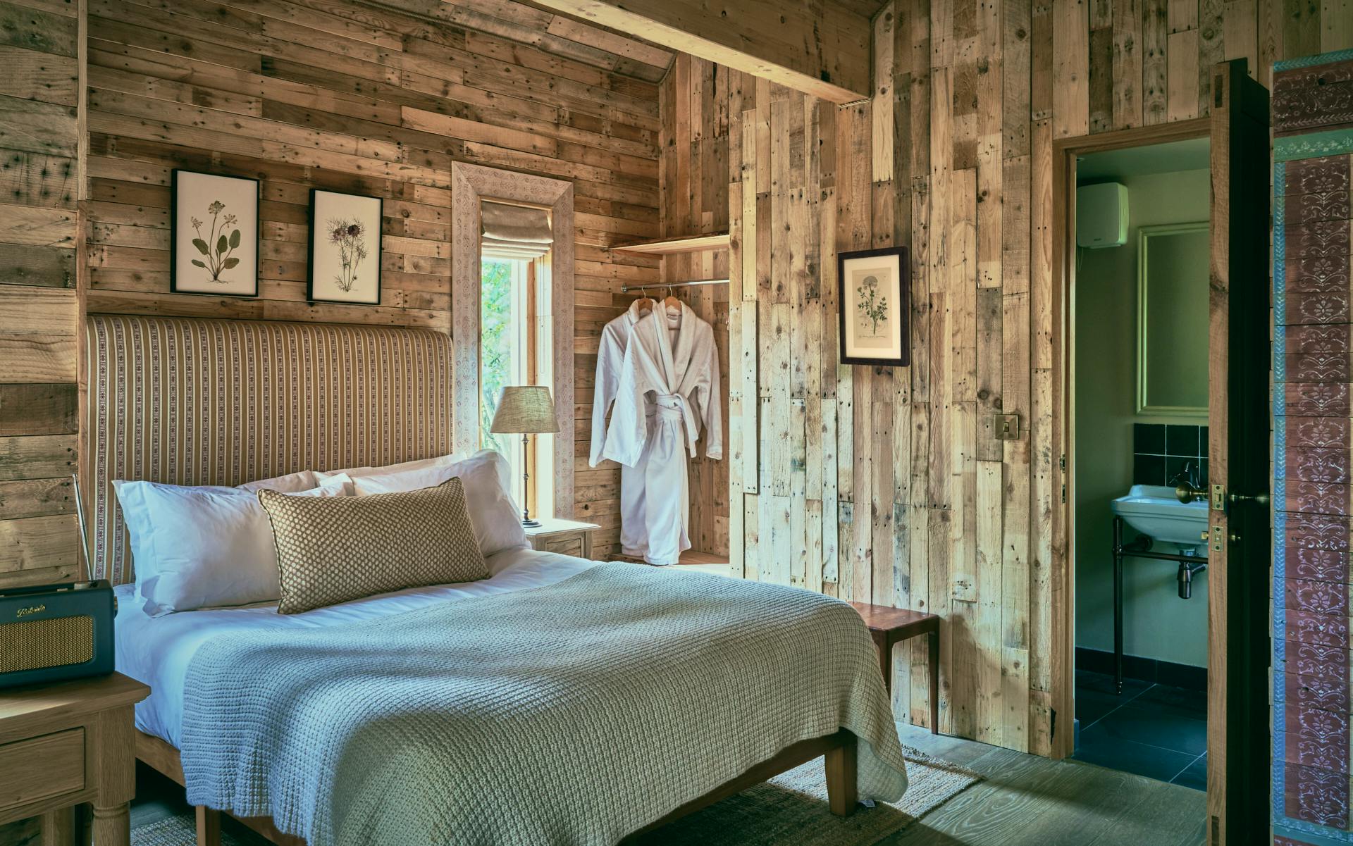 Wildhive at Callow Hall - Remarkable retreat