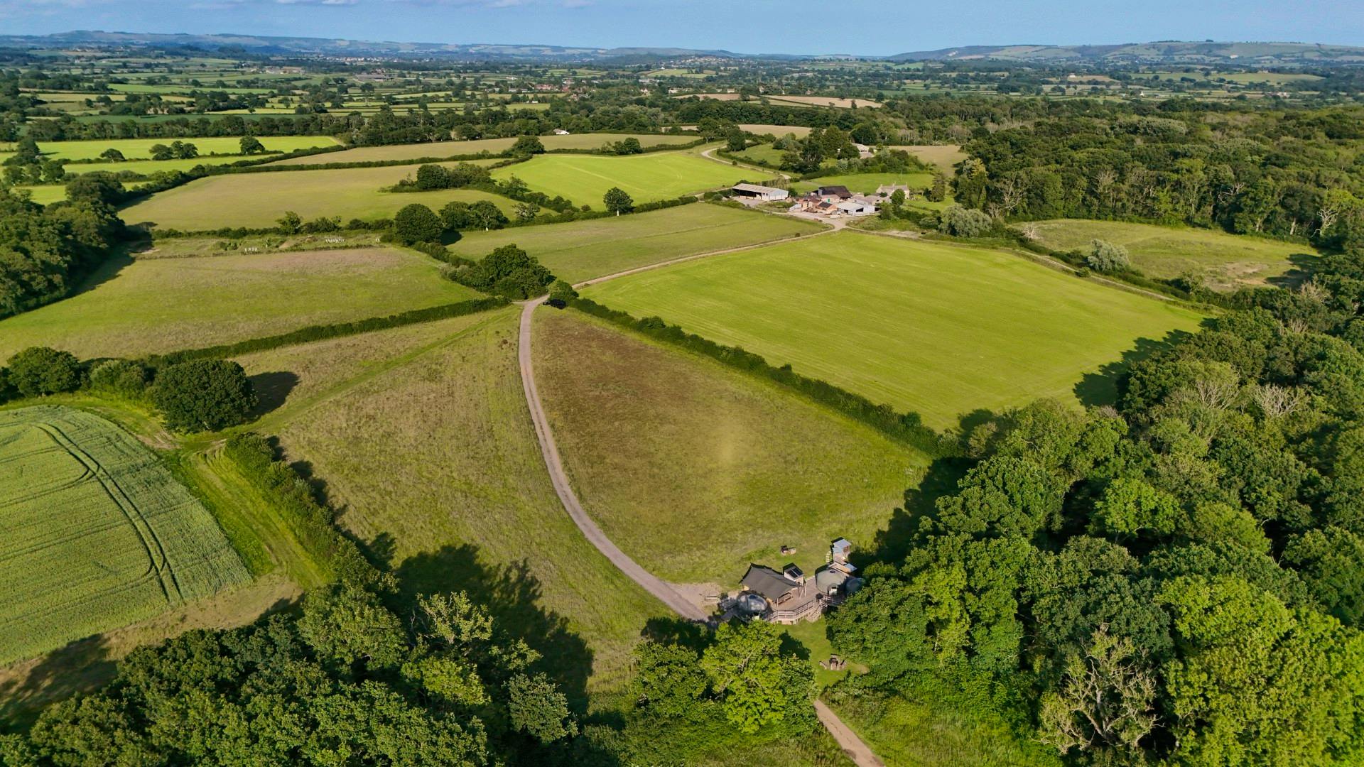 Lower Hedge Farm - Hot tub farmhouse in Somerset