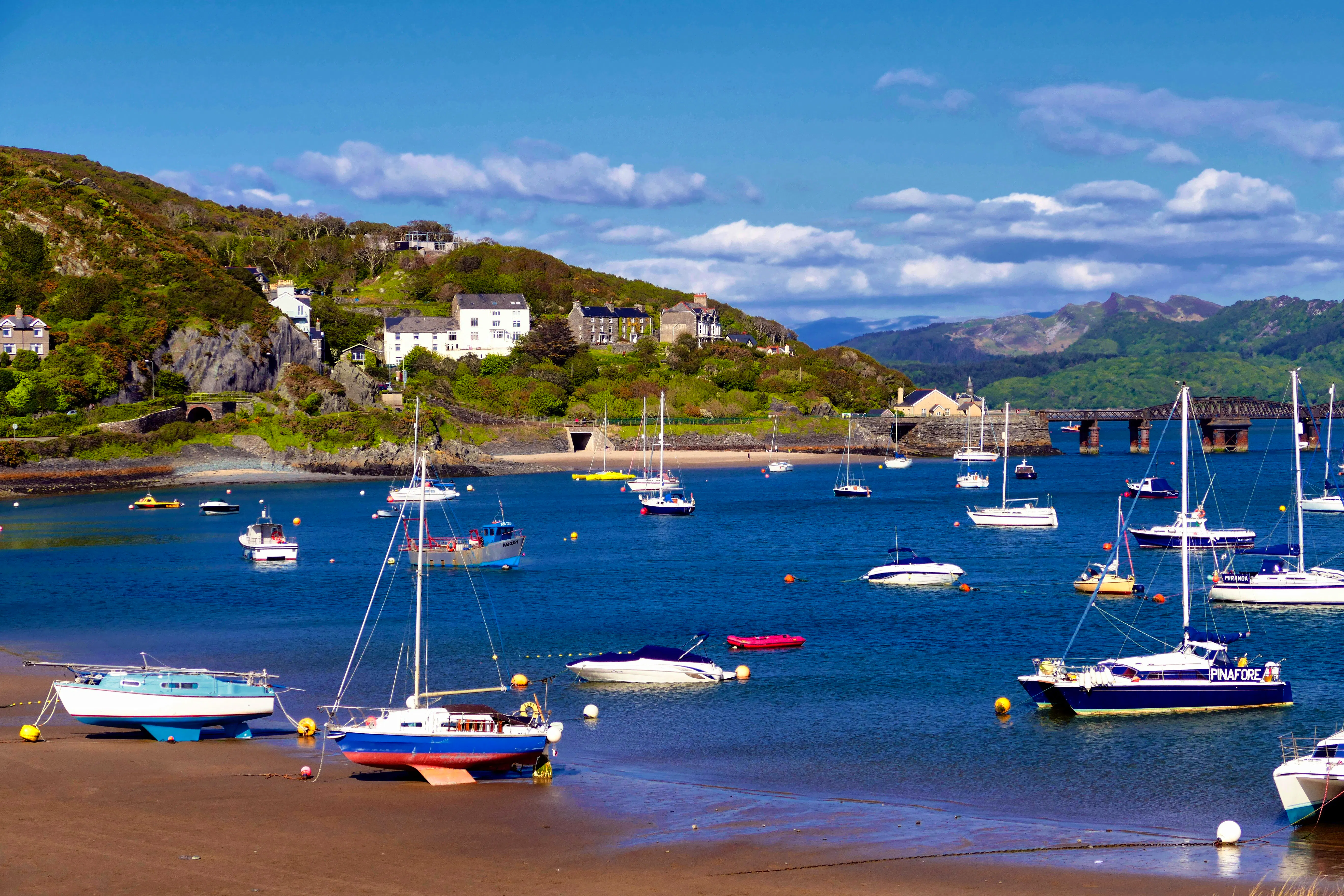 Discover the best beaches in Wales. From hidden coves to family ...