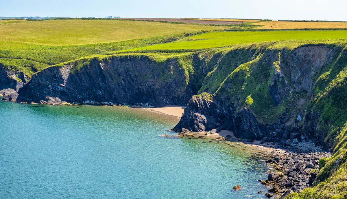Discover the best beaches in Wales. From hidden coves to family ...