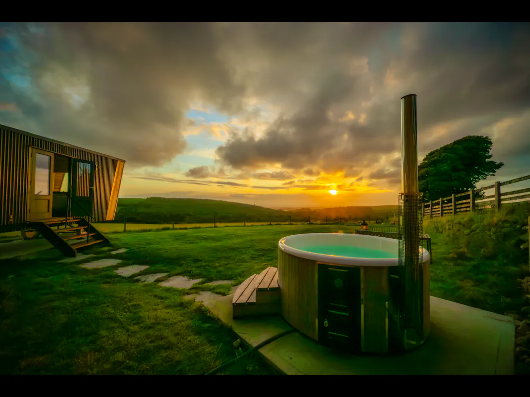Laverock Shepherd's Hut - Stunning Cumbrian hut