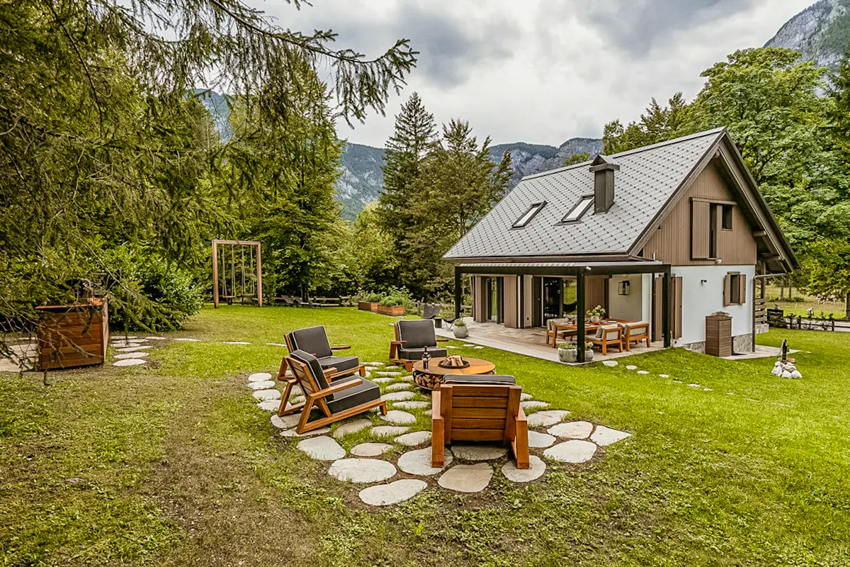 Bohinj Lodge - Beautiful lodge by the lake