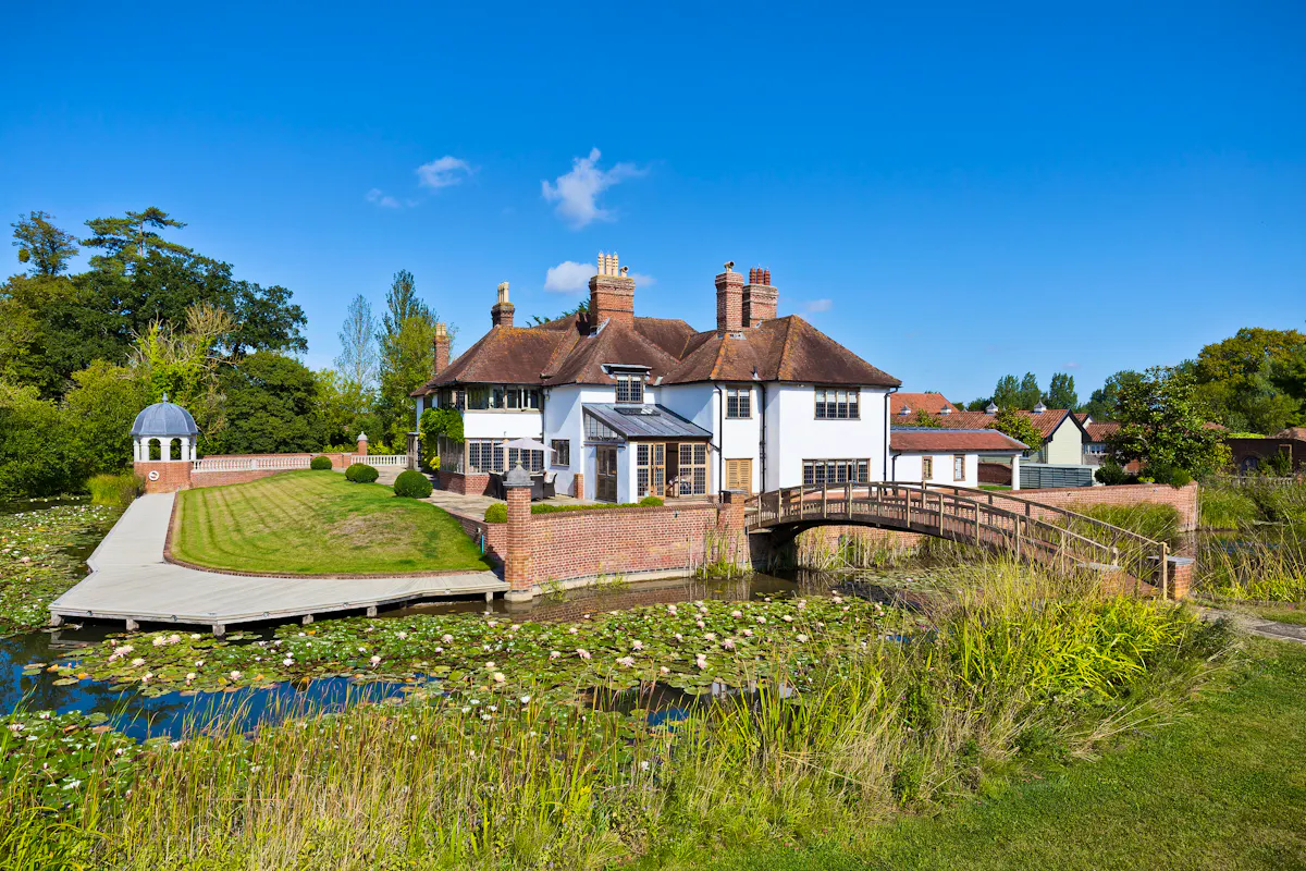 Martley Hall Estate - Elegant estate in Suffolk