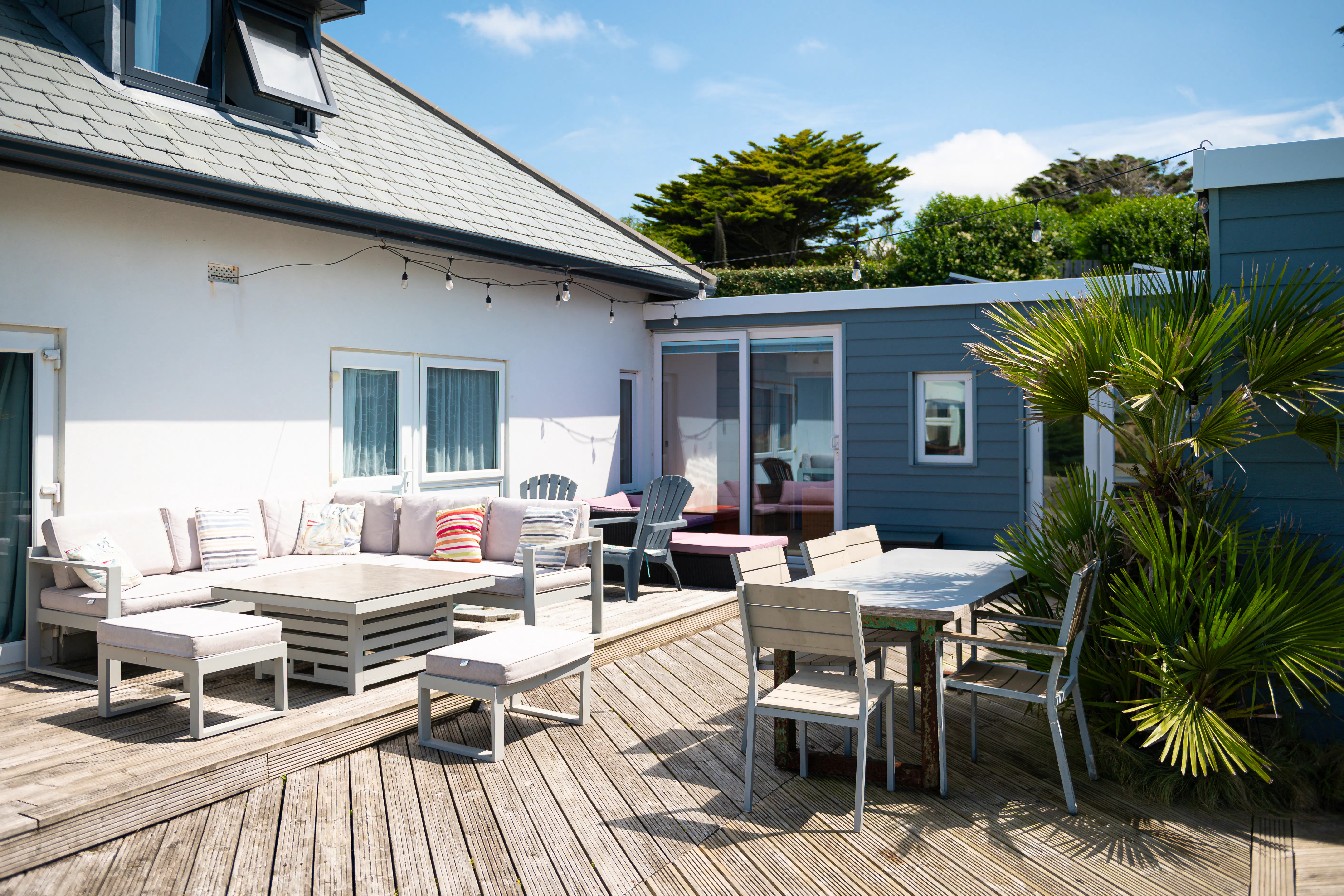 Blue Bay Beach House - Stunning sea view stay in Cornwall