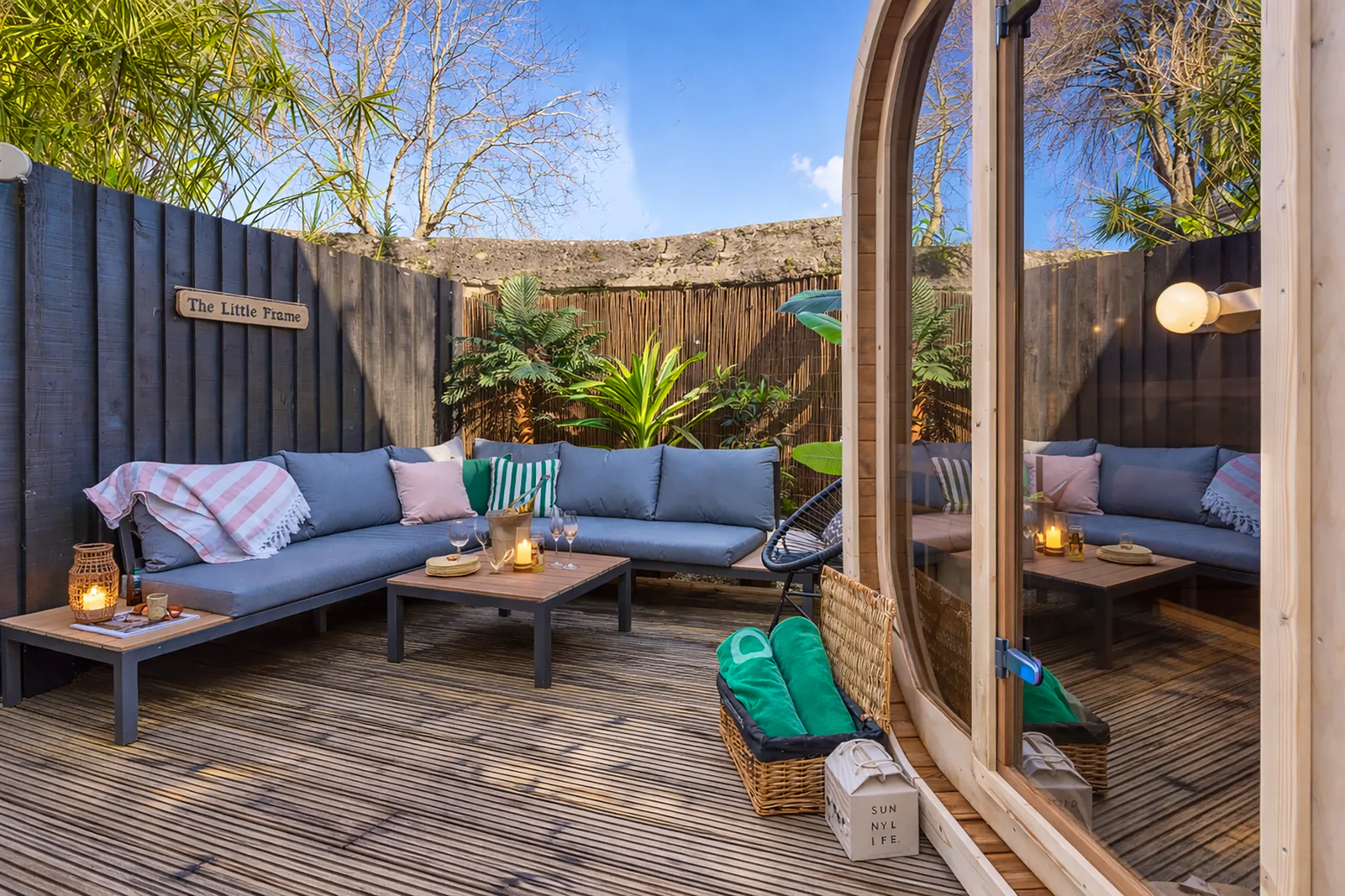 The Little Pines - Stylish Falmouth annexe