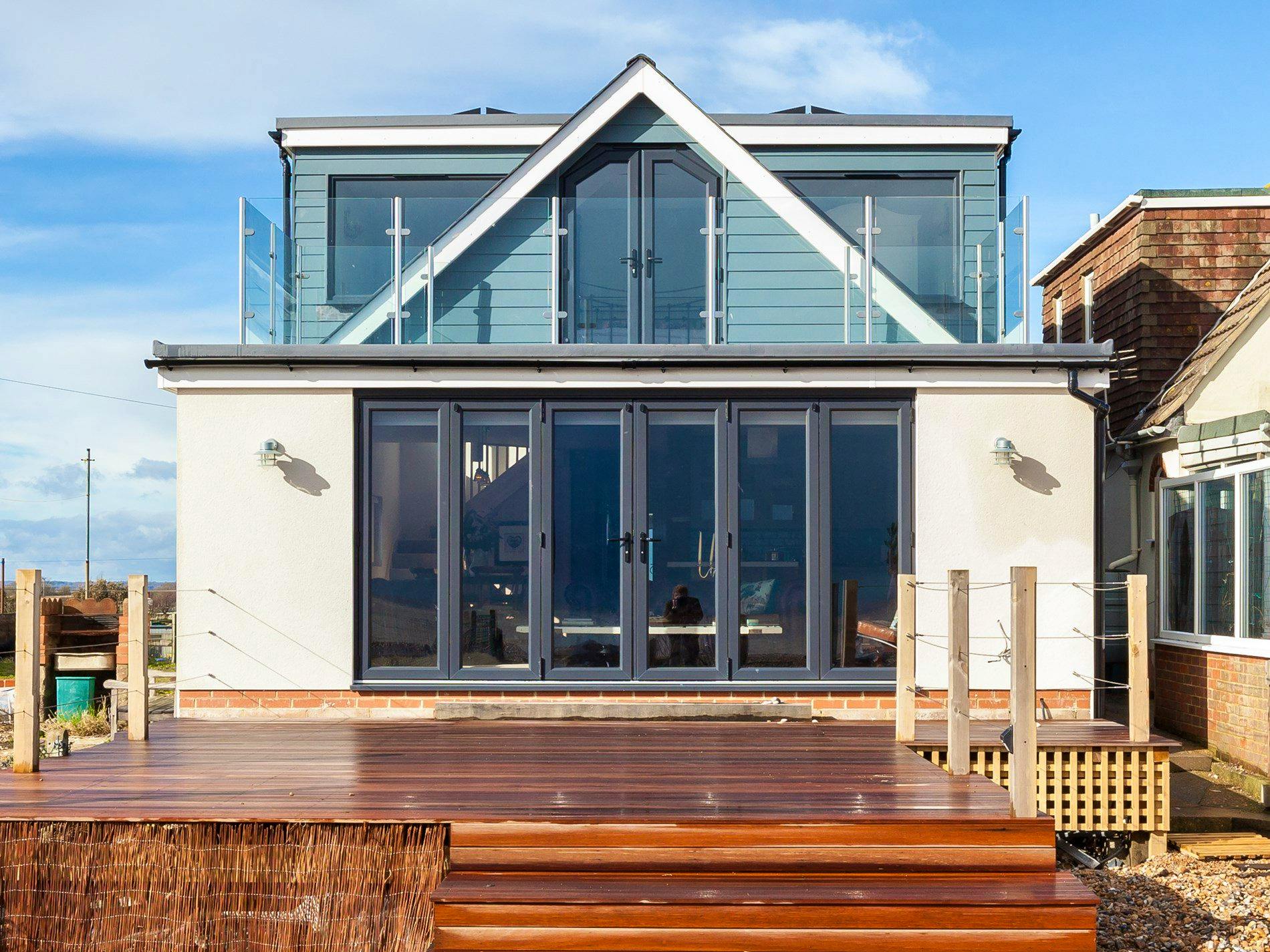 The Beach Huts - A glorious Chichester holiday home