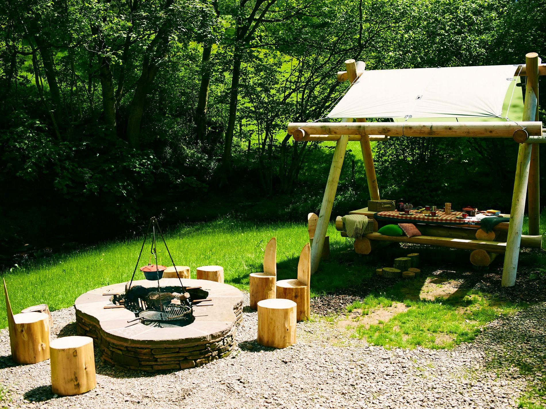 Wanderoo - A bijoux horse truck in the magnificent Brecon Beacons.