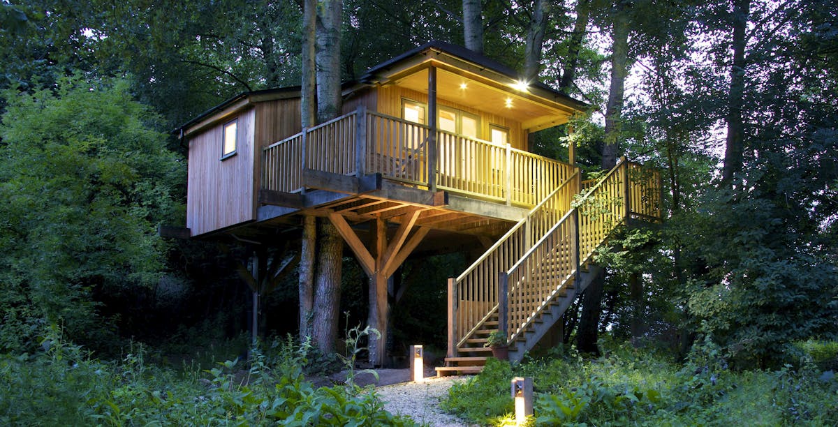 The Old Mill Treehouse - A sophisticated treehouse in rural Somerset.