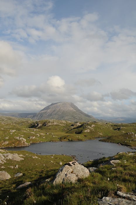 The Cabin - Wonderful romantic retreat in Northwest coast Scotland