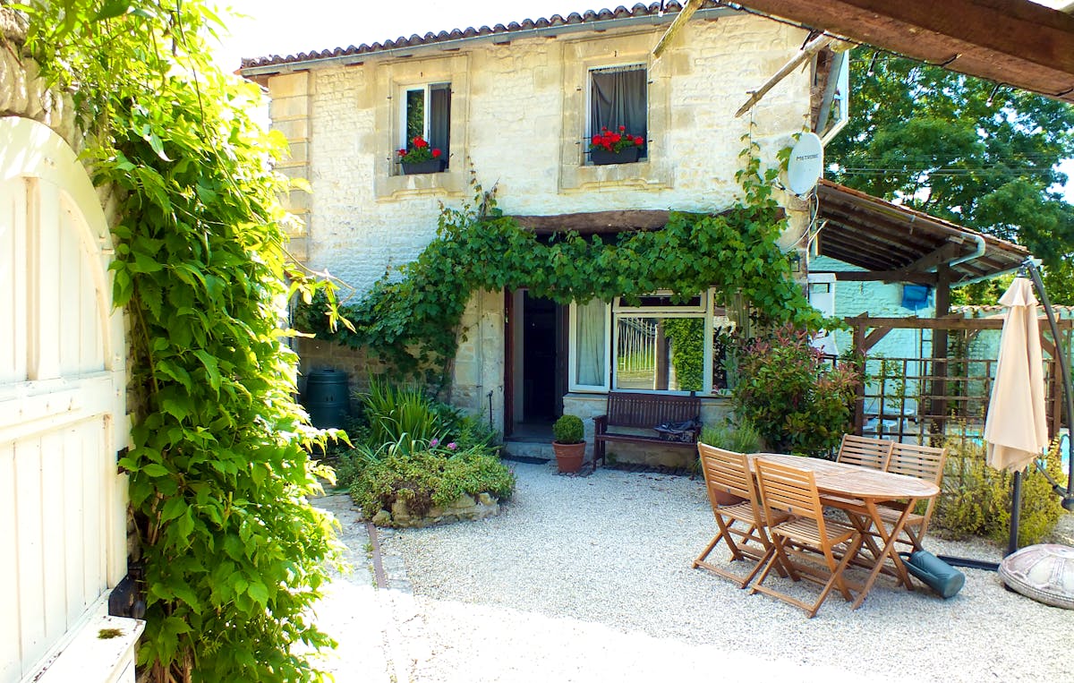 Le Beau Fief - A boutique, country gite in rural Southwest France.
