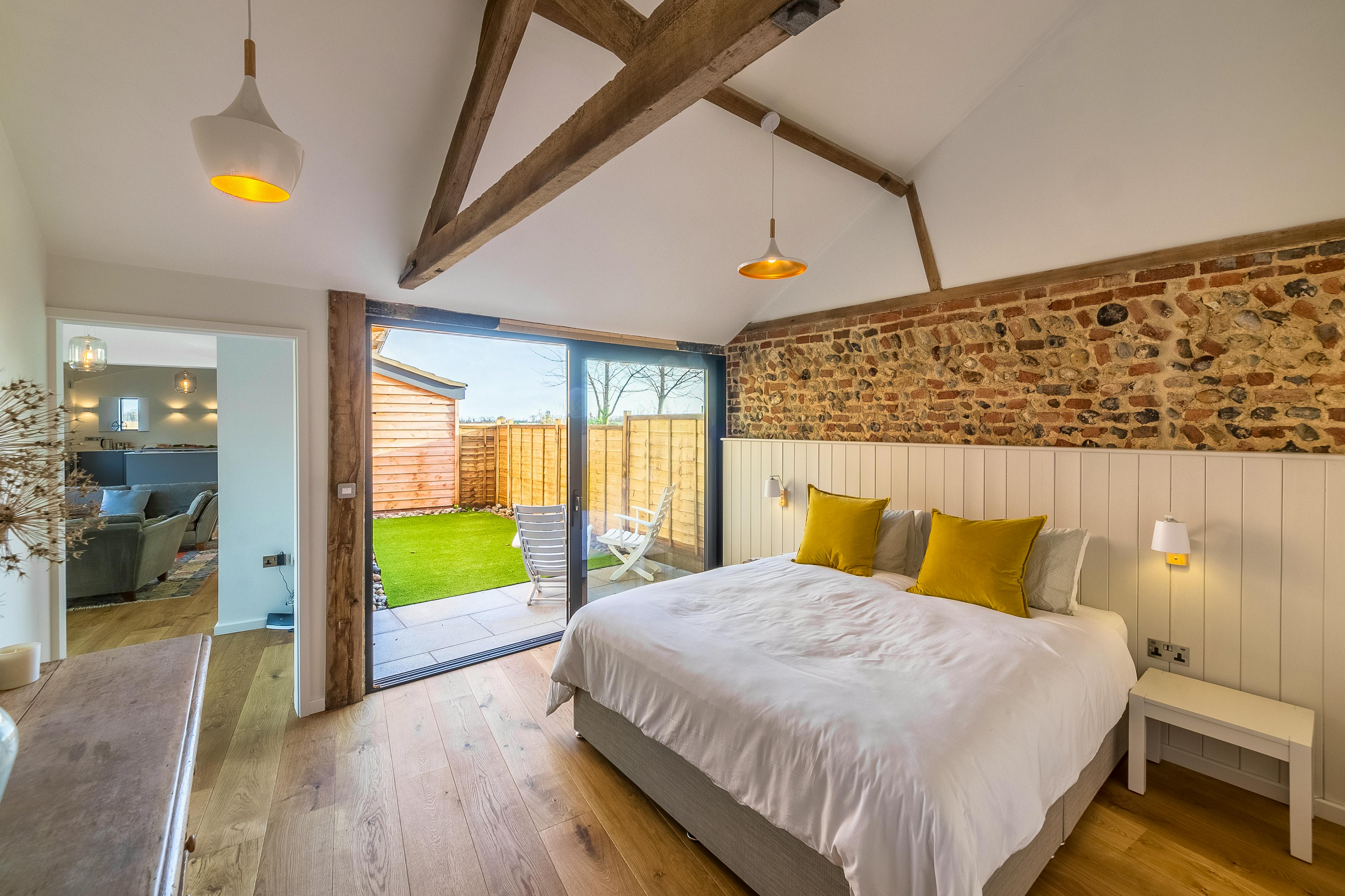 Mill Farm Eco Barn - Luxury Norfolk barn