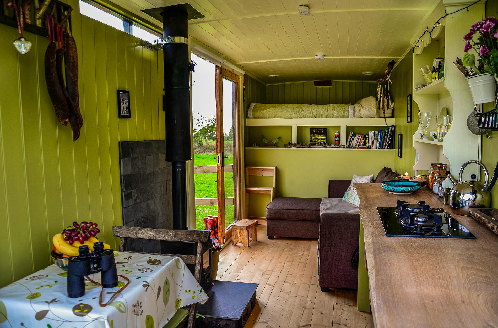 Wanderoo - A bijoux horse truck in the magnificent Brecon Beacons.