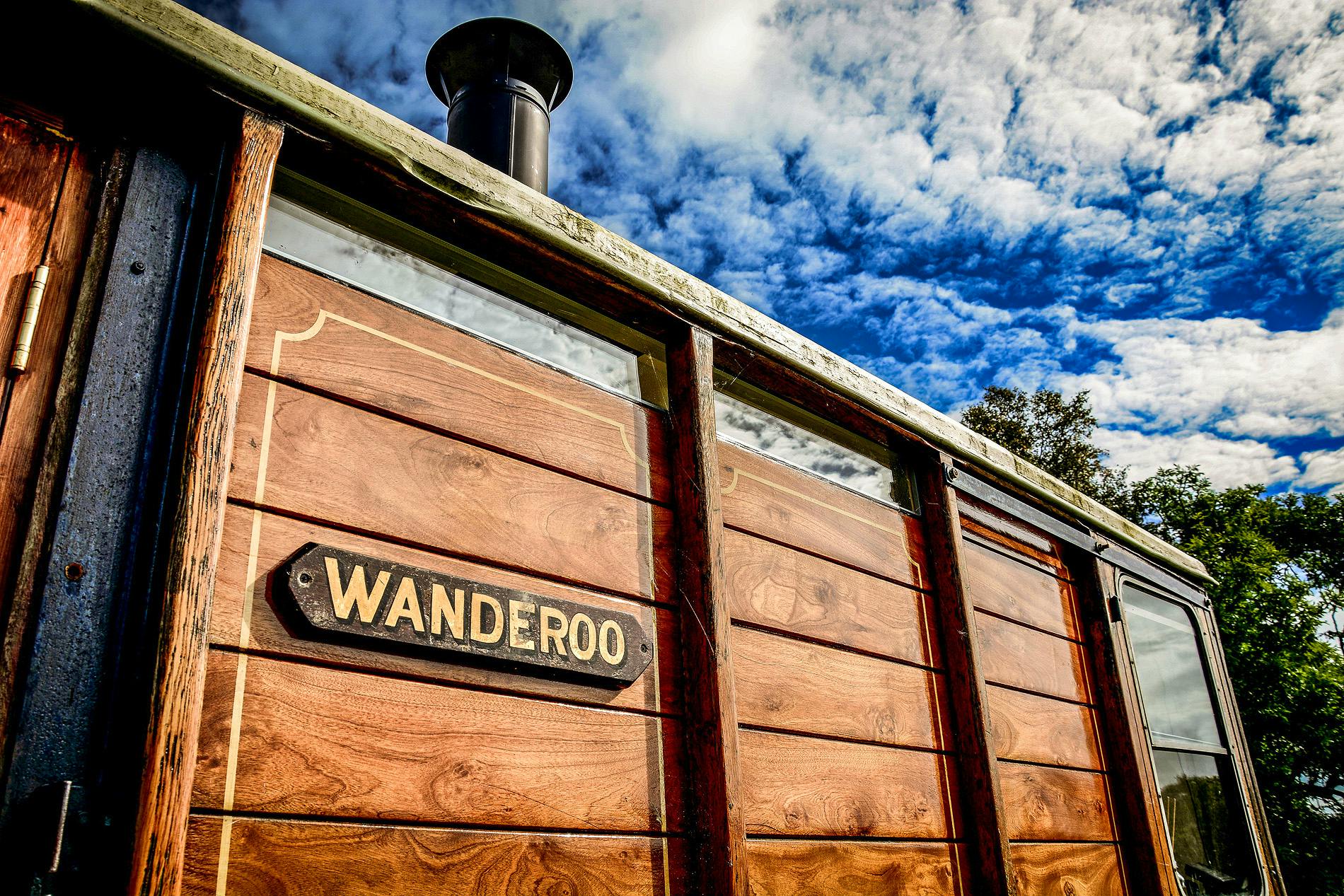 Wanderoo - A bijoux horse truck in the magnificent Brecon Beacons.