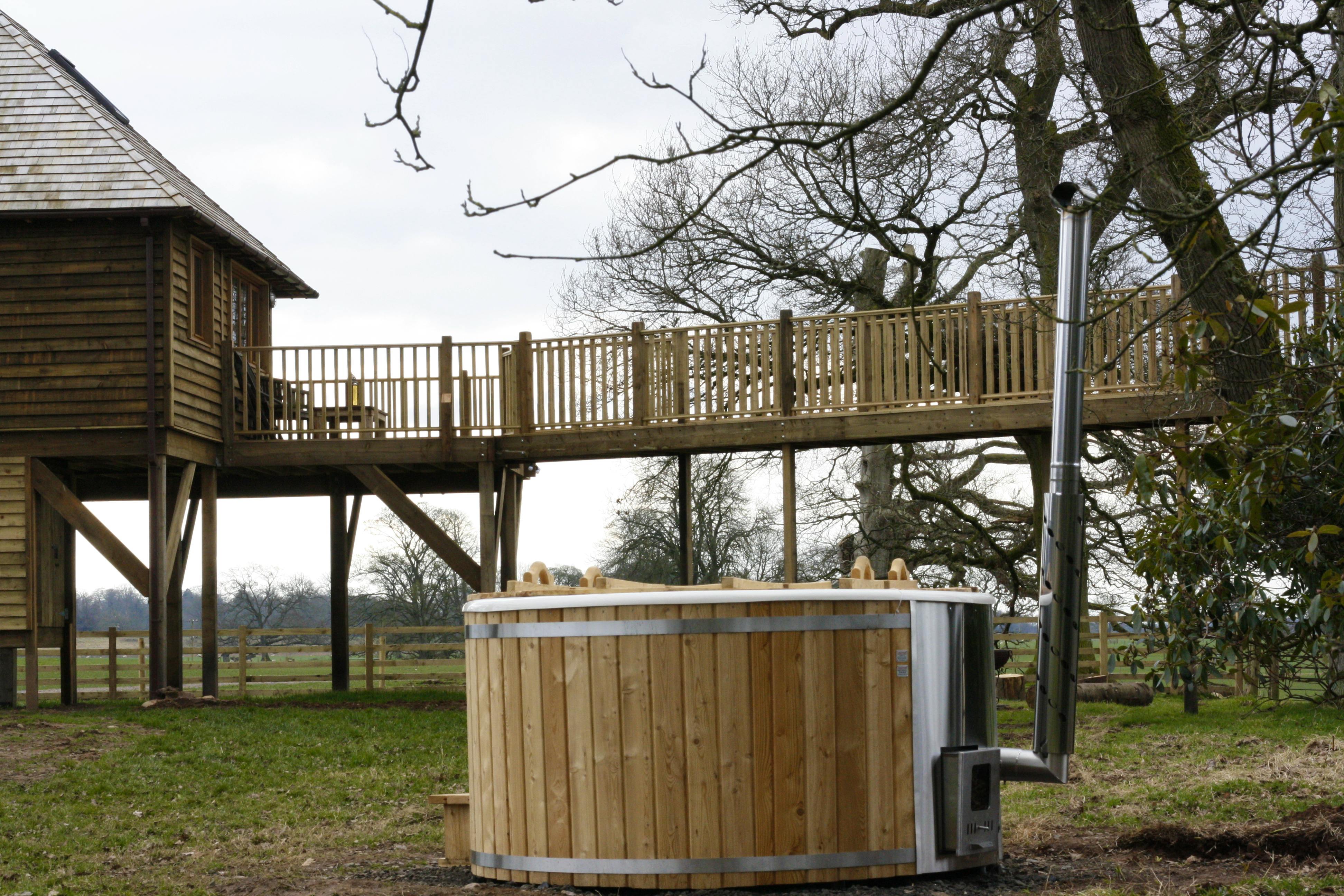 Netherby Estate Treehouse – a cosy cabin for 4 in Cumbria