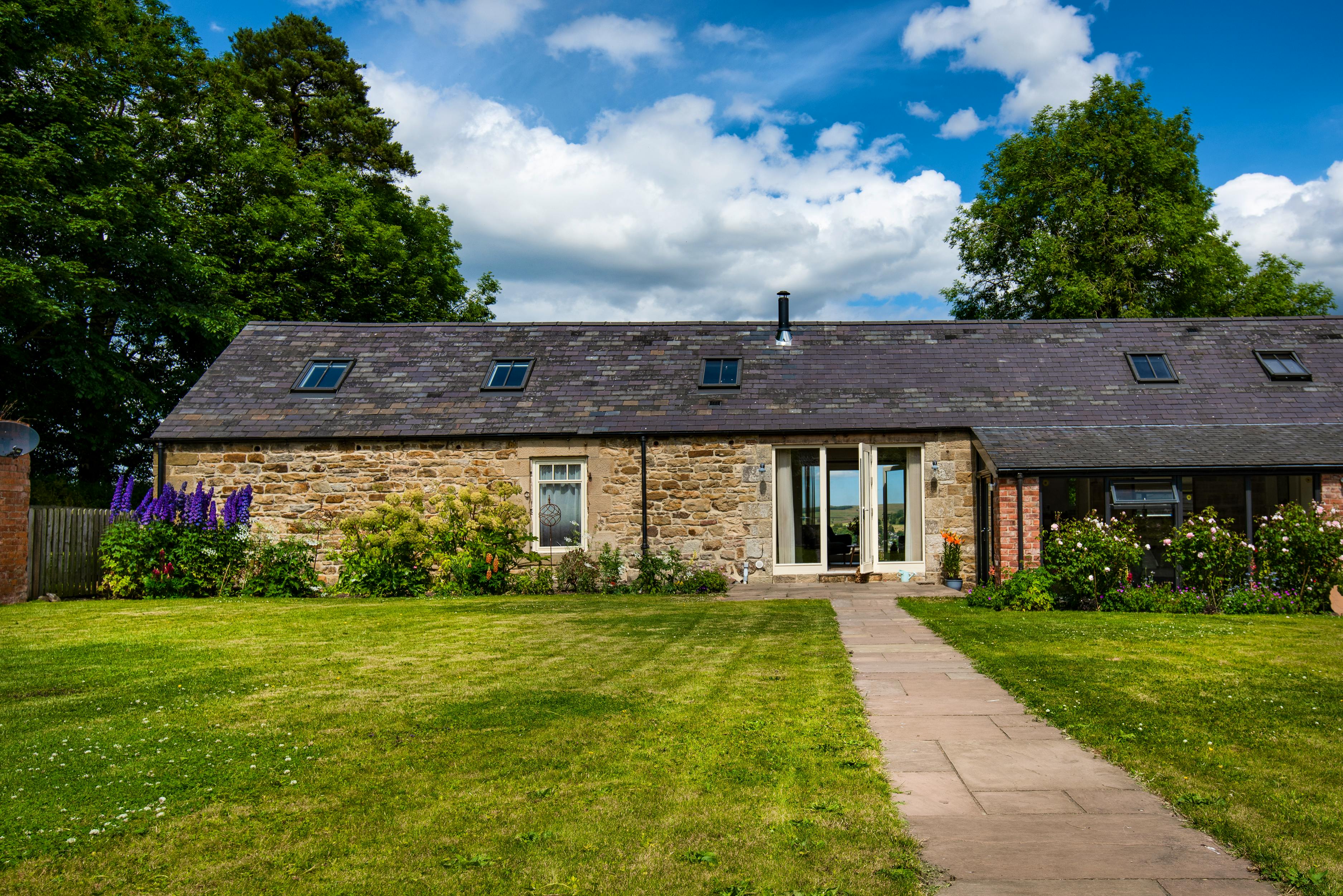 Old Town Farm Cottages - Two luxury cottages on a Northumberland farm.