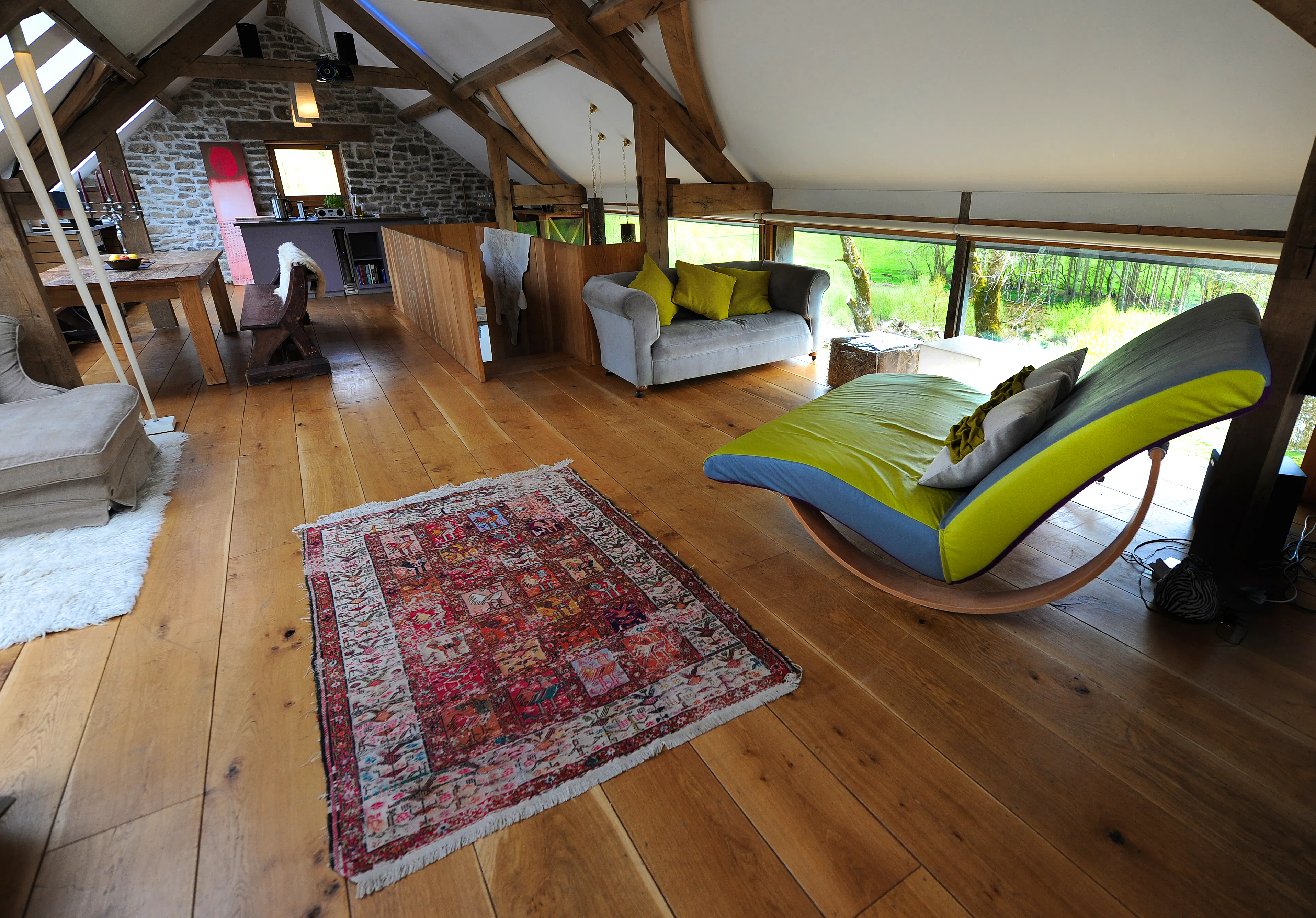Red Kite Barn - Contemporary conversion in the Welsh countryside