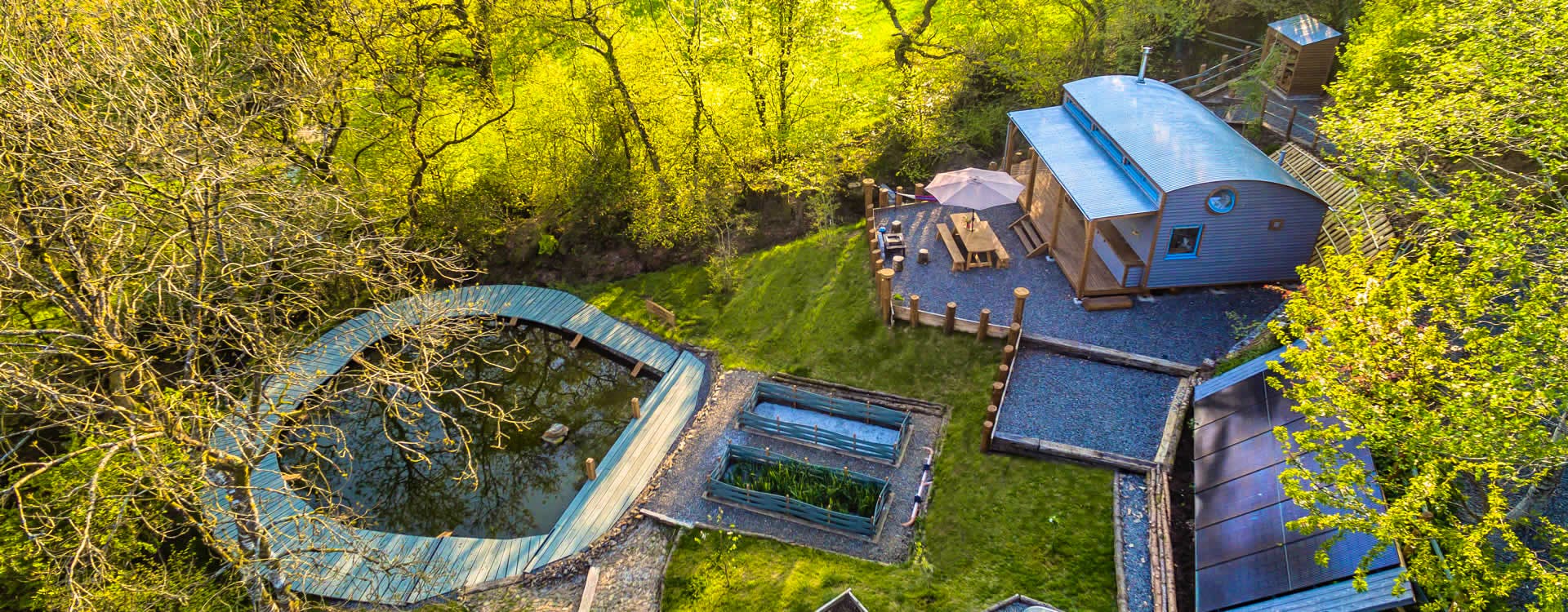 Devon Dens - Two gorgeous off-grid cabins in rural Devon