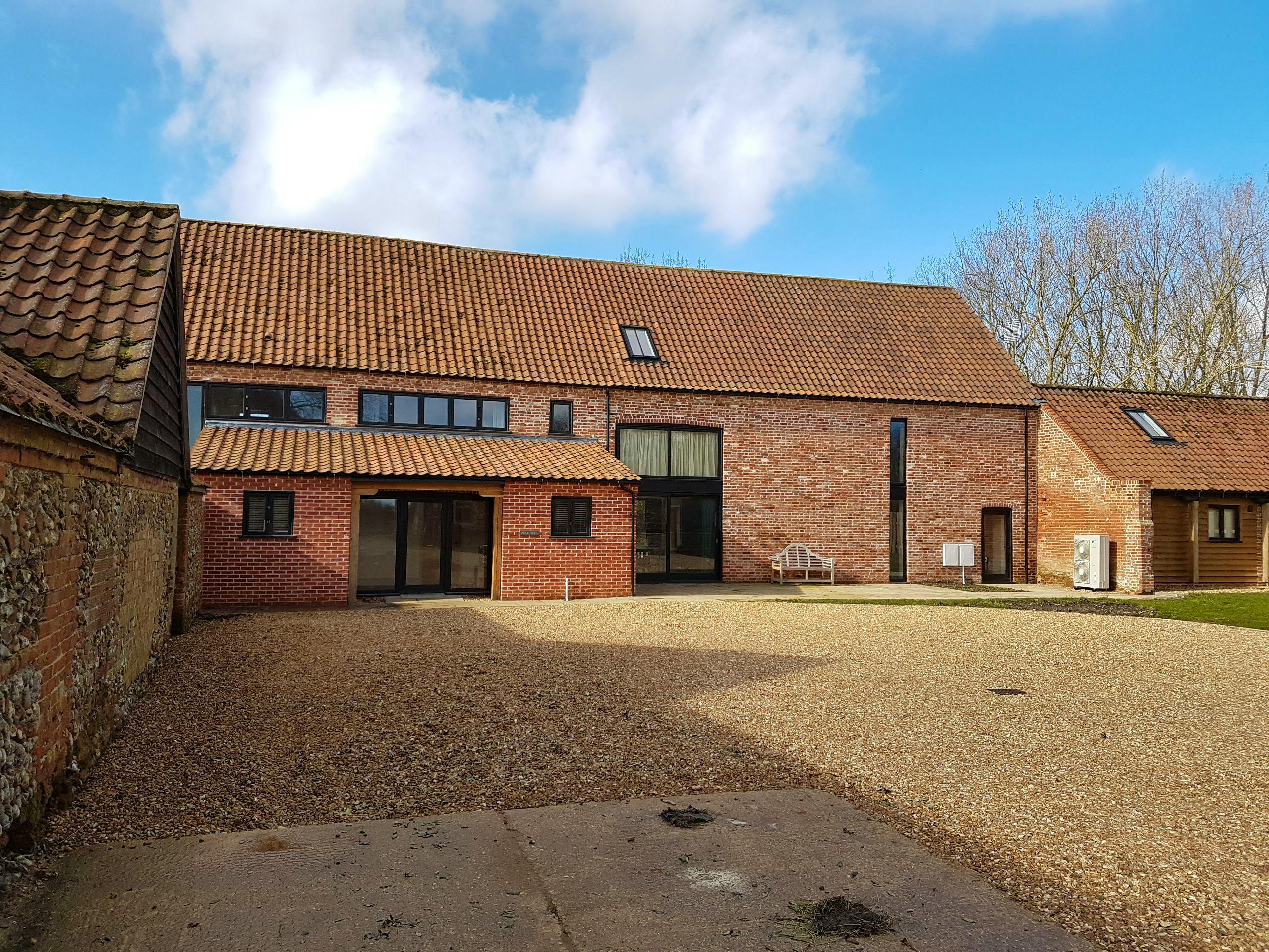 Mill Farm Eco Barn - Luxury Norfolk barn