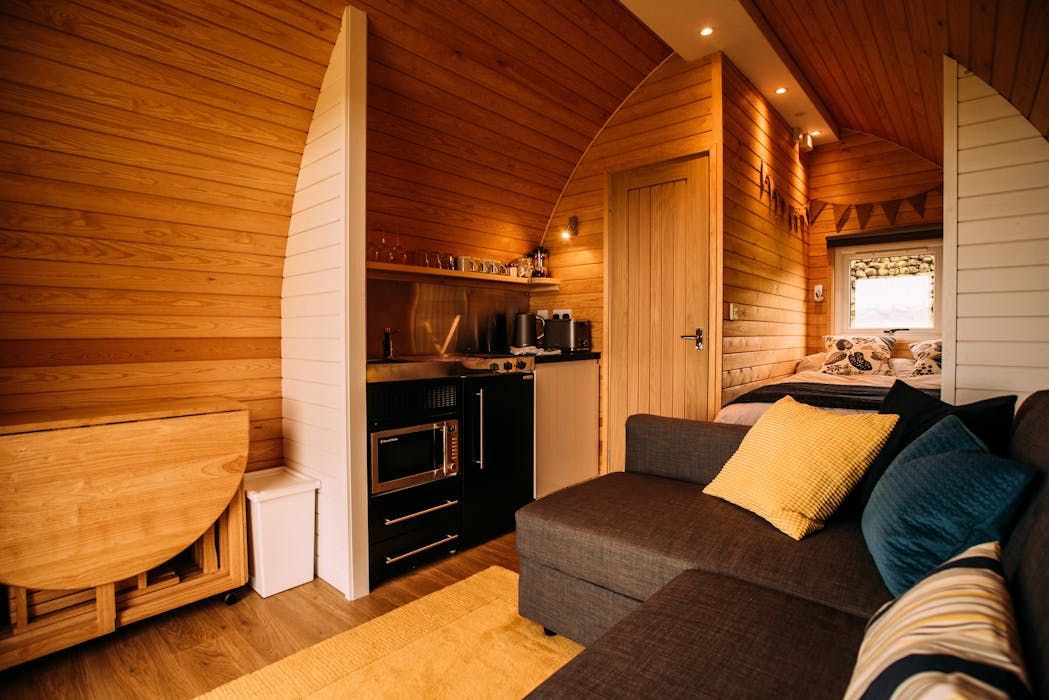 Peaks and Pods - Beautiful camping pods